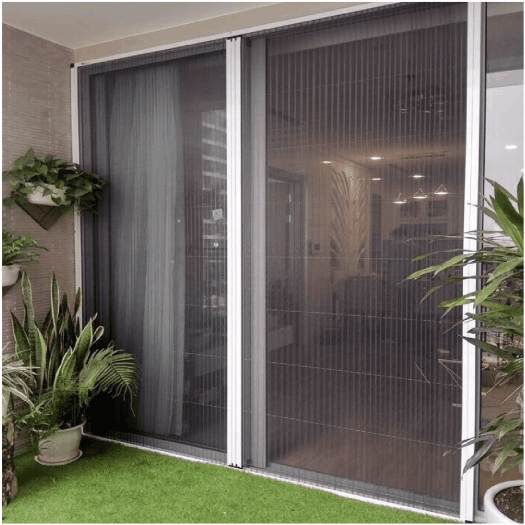 PLEATED MOSQUITO NET